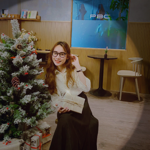 Trâm Hoàng - Viblo